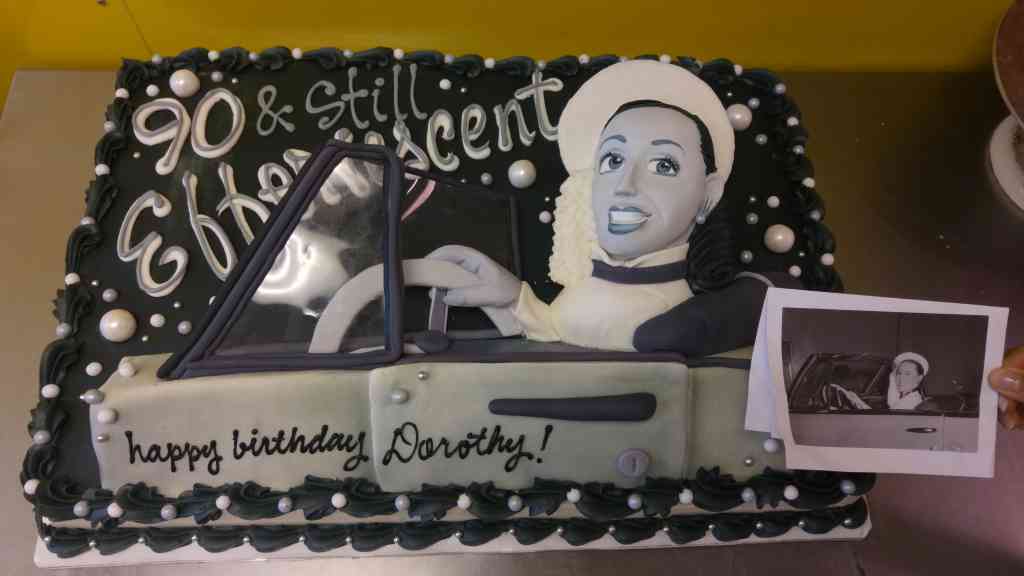 50s photo recreation cake - le' Bakery Sensual